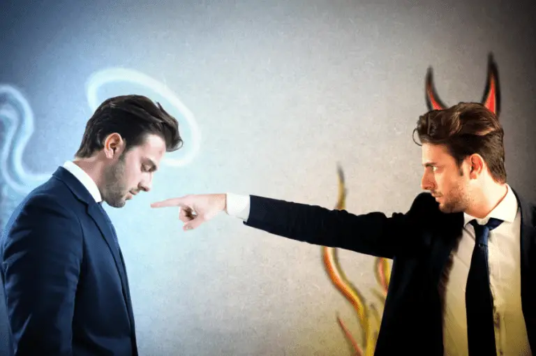 9 Narcissist Blame Shifting Examples + How to Deal With Them ...